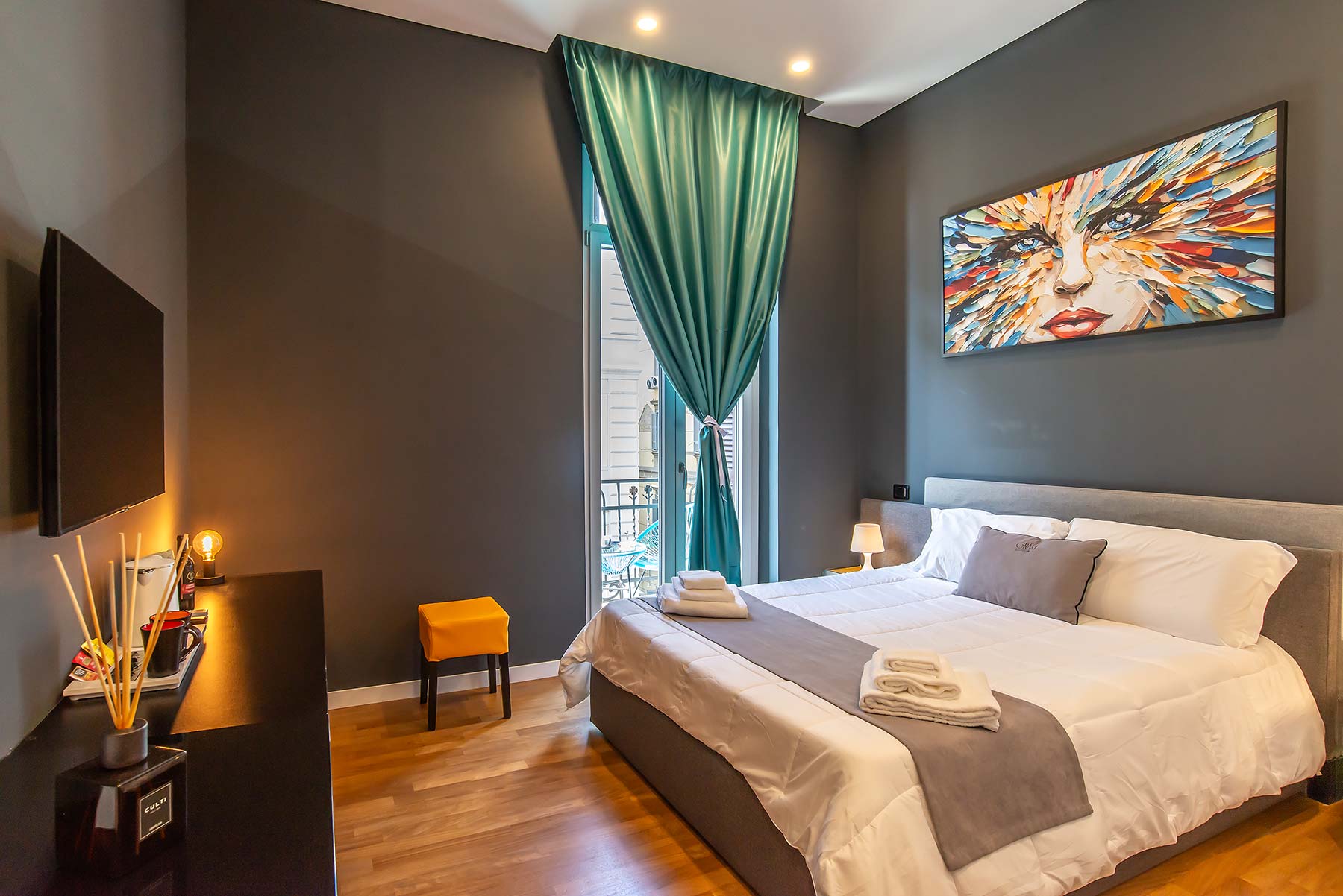 Stenophylla – Gramsuites | Affittacamere | Napoli